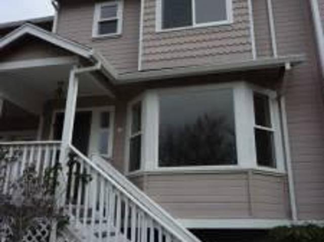 $1275 / 2br 1571ft² Comfortable, Private, Spacious Ashland map