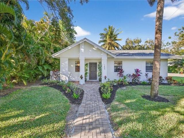 1275 8th Ave N, Naples, FL 34102
