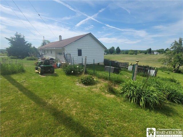12760 Bowen Rd, Randolph, NY 14772