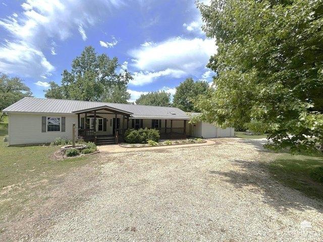 12760 Hillside Dr, Saint George, KS 66535