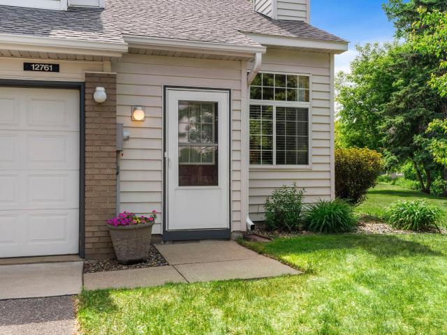 12761 Edgewater Path