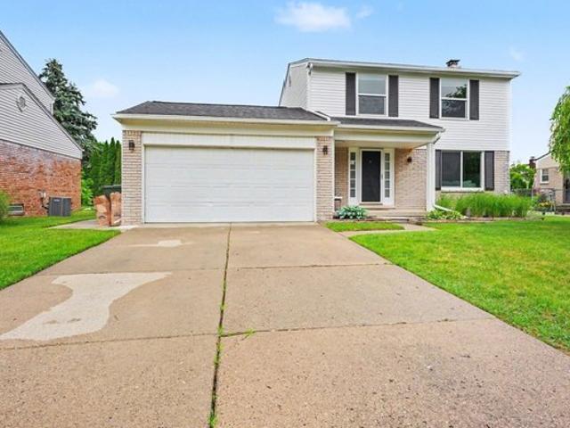 12762 Windsor Ct, Sterling Heights, MI 48313