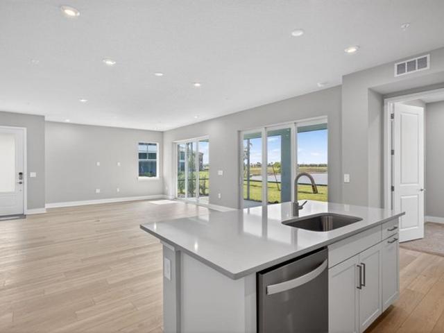 12766 Jade Empress Loop Unit 101, Venice, FL 34293