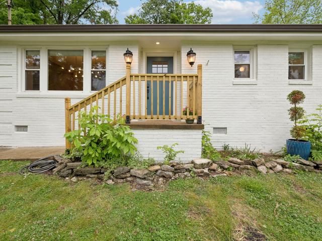 1276 Old Hillsboro Rd
