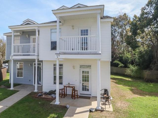 1276 Century Oaks Dr Unit A, Gulfport, MS 39507
