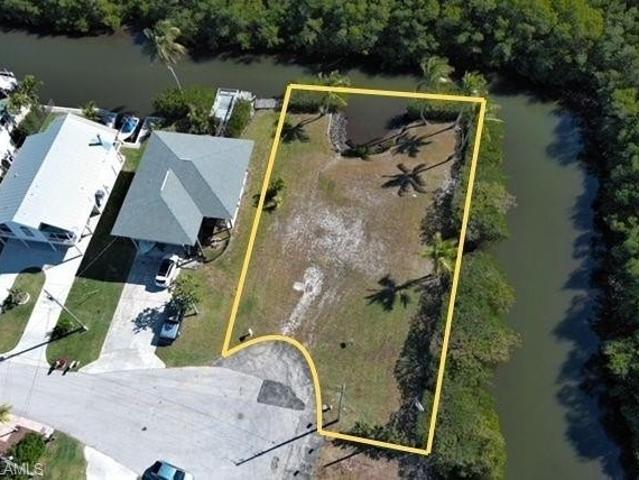 1276 Grand Canal Dr Lot 18, Naples, FL 34110