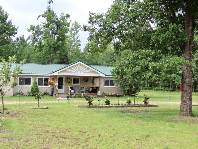 12775 Kohlman Rd, Atlanta, MI 49709