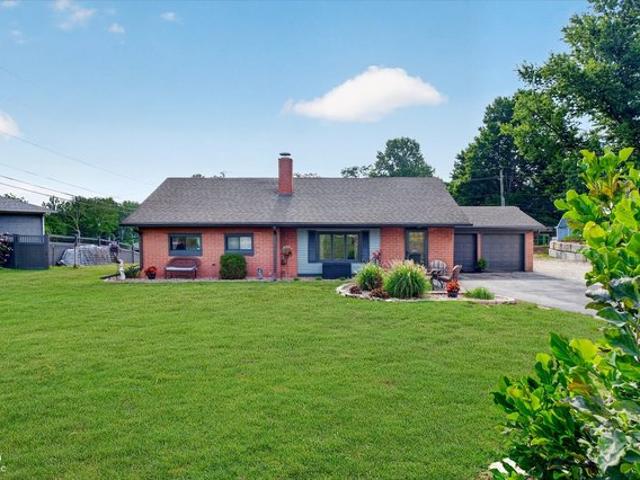 1277 Mount Pleasant East St, Greenwood, IN 46142