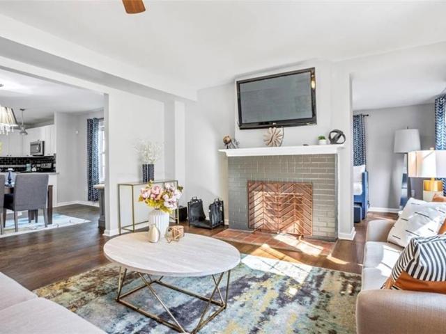 1277 Boulevard Lorraine SW