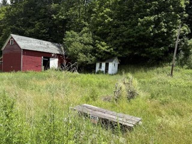 1277 Bridge St, Honesdale, PA 18431
