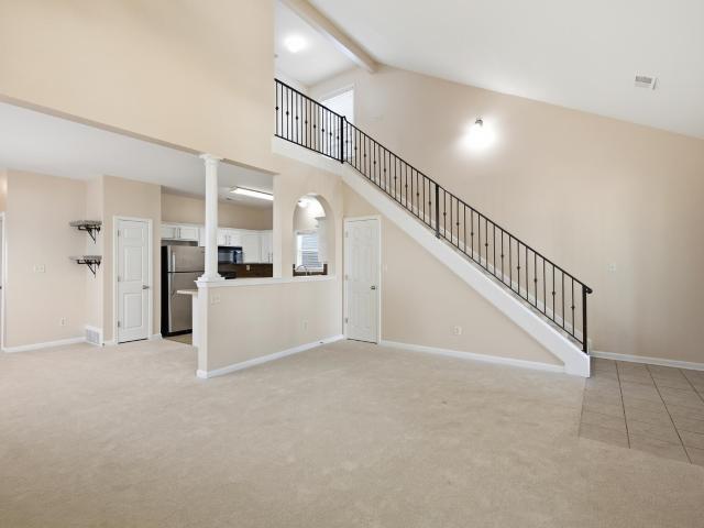 1277 e island pl e