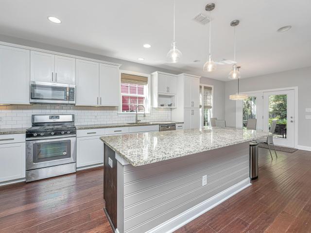 1277 Pearwood Court