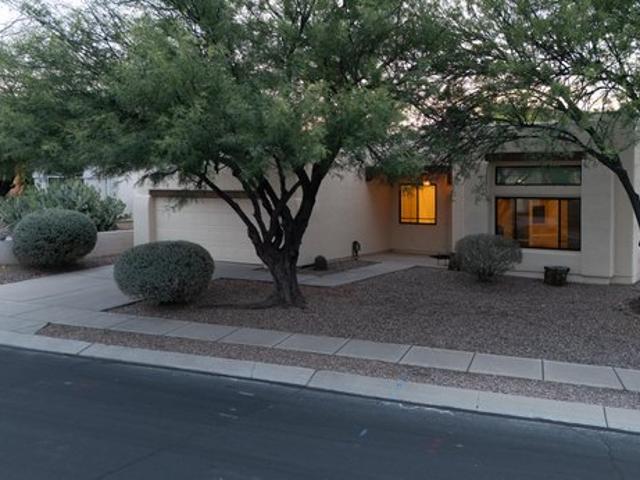 12780 N Pioneer Way, Oro Valley, AZ 85755