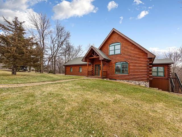 12782 th St W, Waterville, MN 56096
