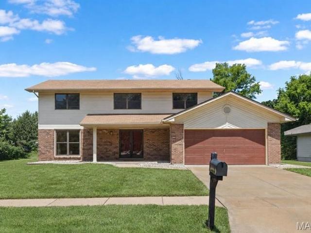 12787 Parkway Estates Dr, Saint Louis, MO 63146