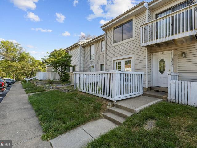 12789 Cara Dr, Woodbridge, VA 22192 | MLS #VAPW2117 | Compass