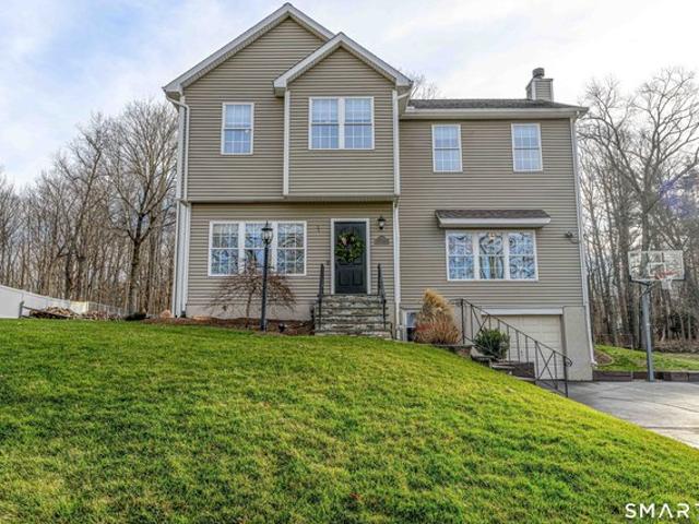 1278 Avon Blvd, Cheshire, CT 06410
