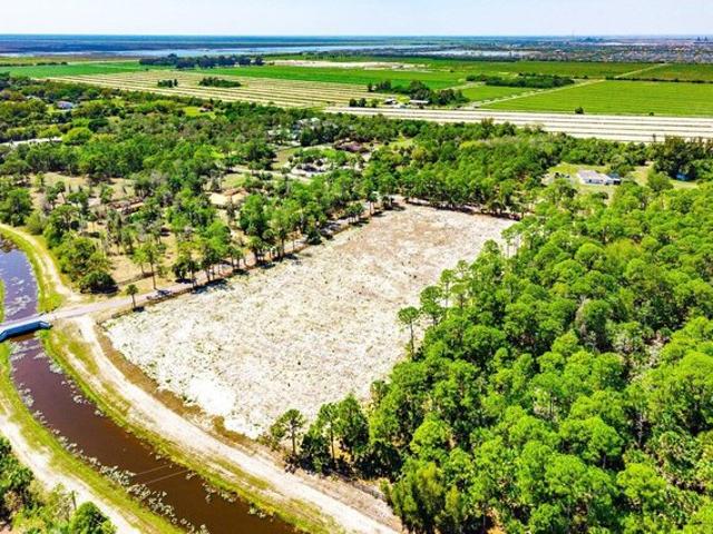 1278 Arabian Dr, Loxahatchee, FL 33470