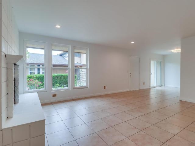 1278 E Madison Ave # C