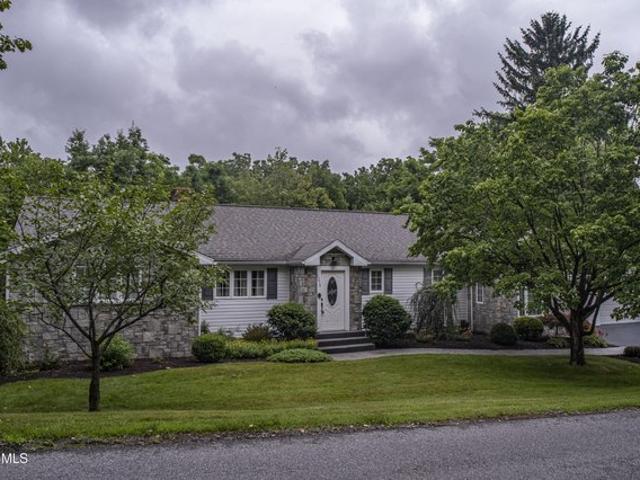 1278 Poland Ave, Altoona, PA 16601