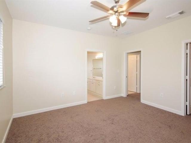 1278 Sebring Cir, Elgin, IL 60120