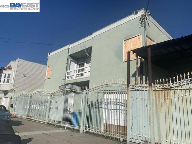 1278 Thomas Ave