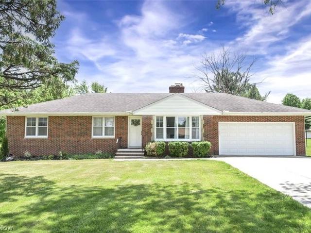 12793 W Sprague Rd, North Royalton, OH 44133
