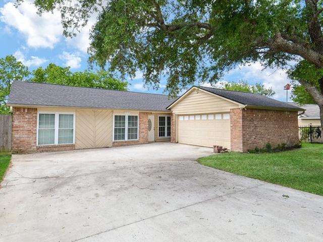 12791 Lake Conroe Hills Dr, Willis, TX 77318