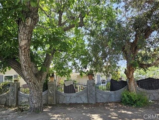 12798 6th St, Yucaipa, CA 92399