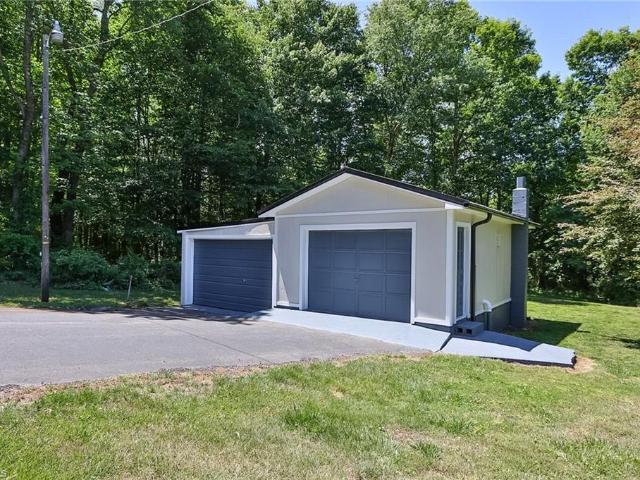 1279 N Hoots Road