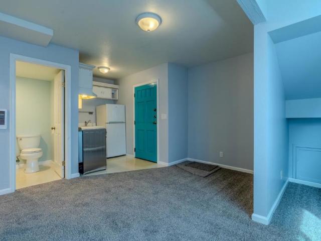 1279 Alicante Drive Downstairs unit