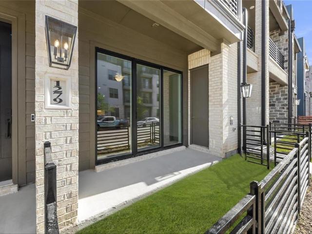 1279 Doris May Drive