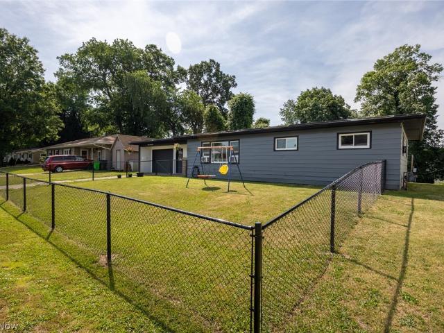 1279 Stewart Lane