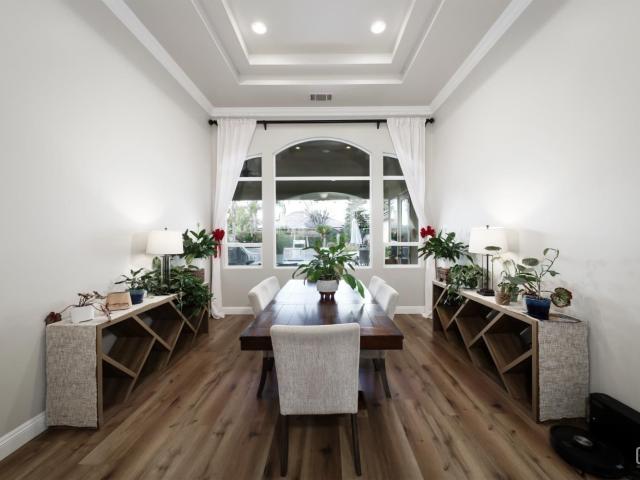 12700 Thornwood Drive, Bakersfield, US, CA