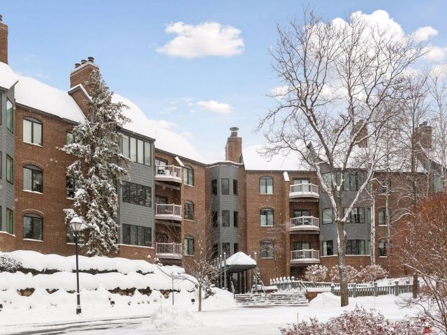 12700 Sherwood Pl, Unit 102, Minnetonka, MN 55305 | MLS #6577 | Compass
