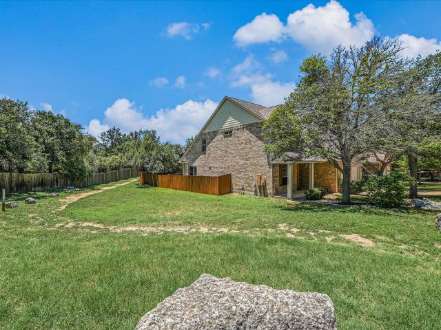 12701 Appaloosa Chase Dr, Austin, TX 78732 | MLS #8510 | Compass
