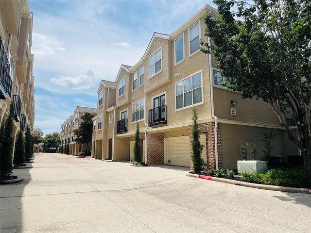 12707 Boheme Dr Apt 604, Houston, TX 77024