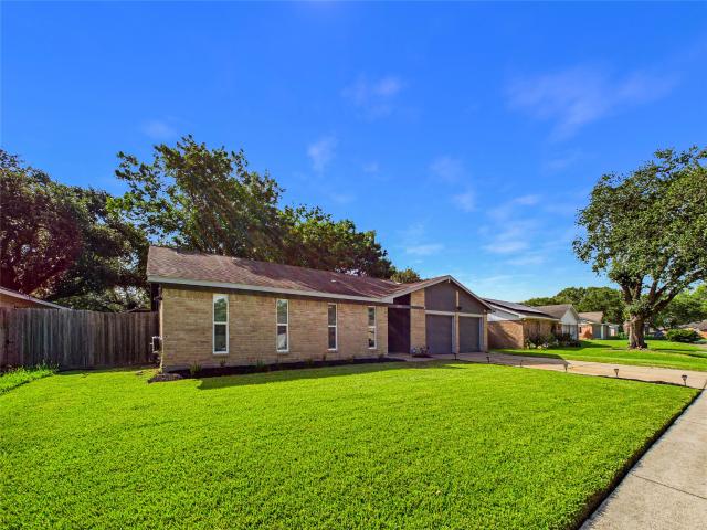 12707 Corning Dr