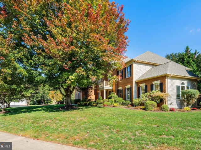 12704 Autumn Crest Dr, Oak Hill, VA 20171 | MLS #VAFX2293 | Compass