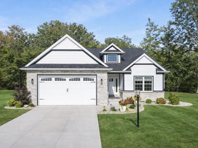 12705 Creekside Dr, Cedar Lake, IN 46303