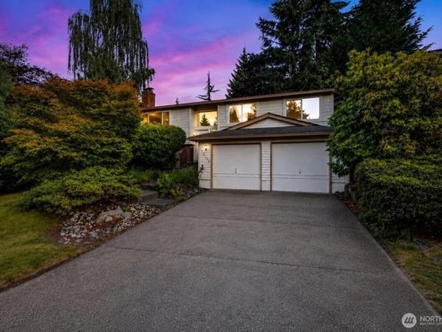 12705 SE 74th St, Newcastle, WA 98056