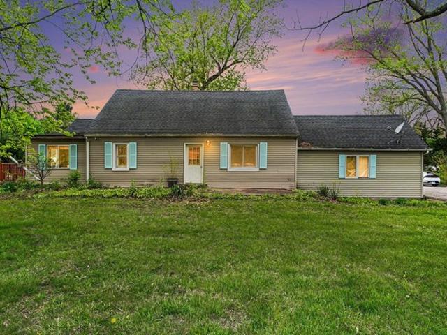 12706 Grant St, Crown Point, IN 46307