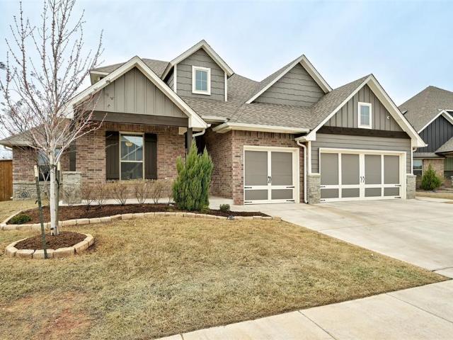 12709 Pinewood Lane