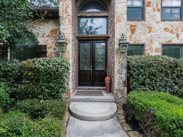 1270 Autumnwood Drive