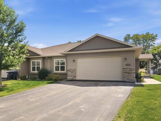 1270 Cameron Cir, Neenah, WI 54956
