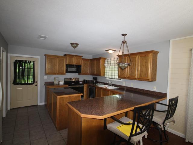 1270 Hempstead 31