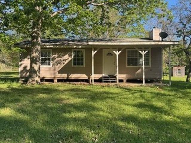 1270 Hidden Valley Rd, Livingston, TX 77351
