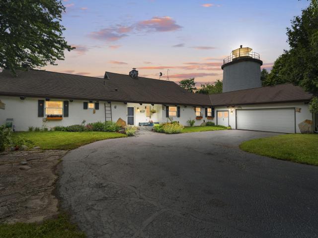 1270 Lake Shore Rd