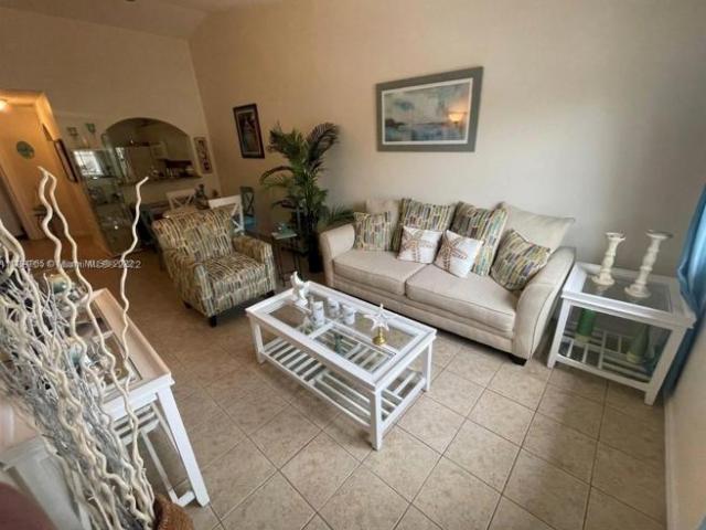 1270 SE 31st Ct #205 35 Homestead, FL 33035