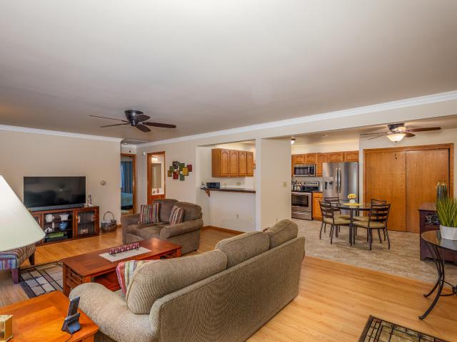1270 Village Centre Dr, Unit 1
